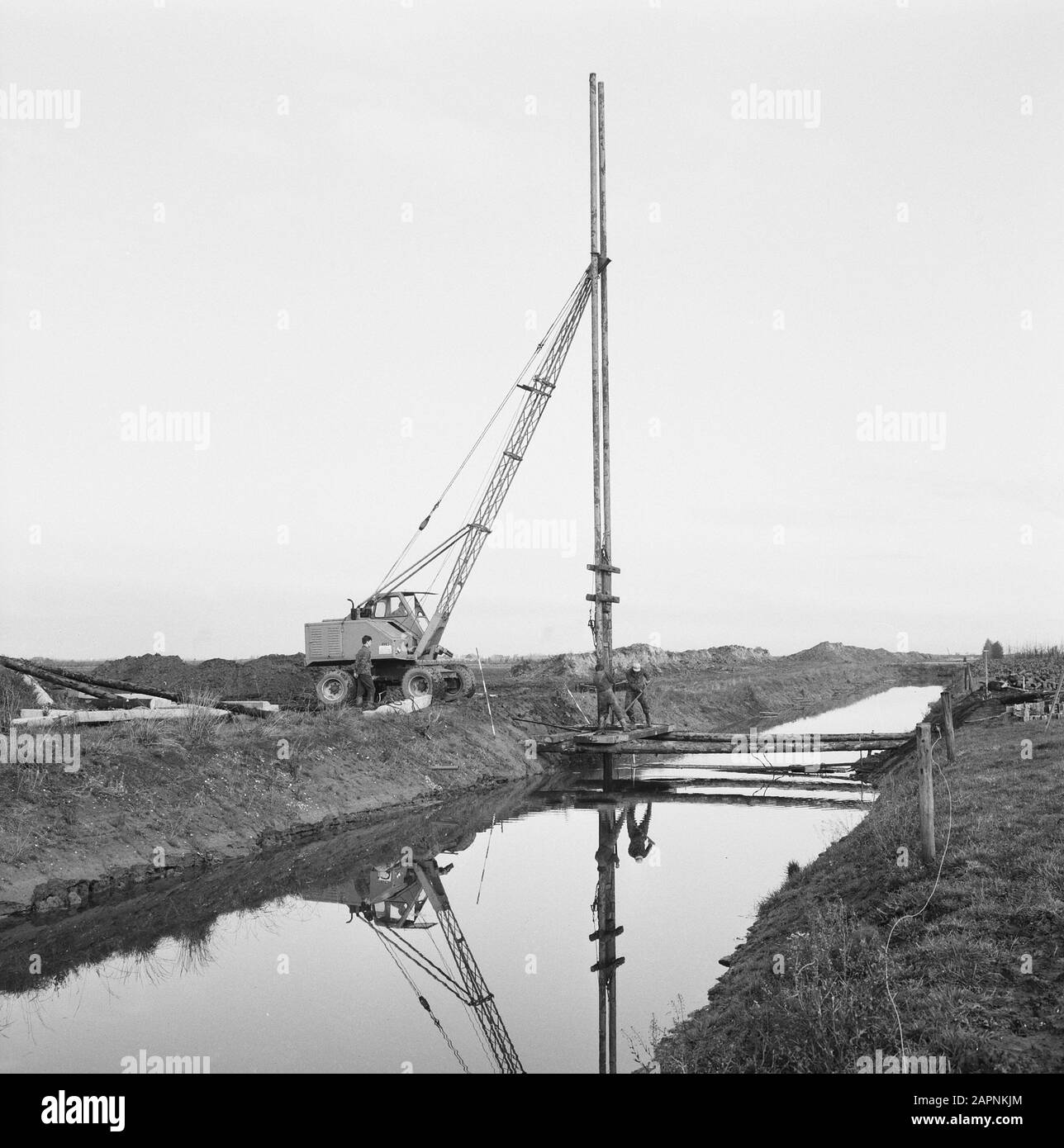 digging and improving canals, laying bridges, piling, water boards ...
