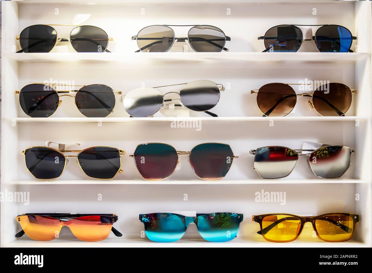 Sunglass stand hi-res stock photography and images - Alamy