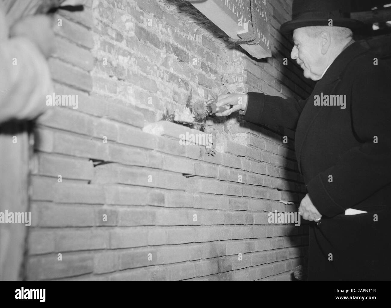 reportage first brick laying new headquarters nhm Date: undated ...