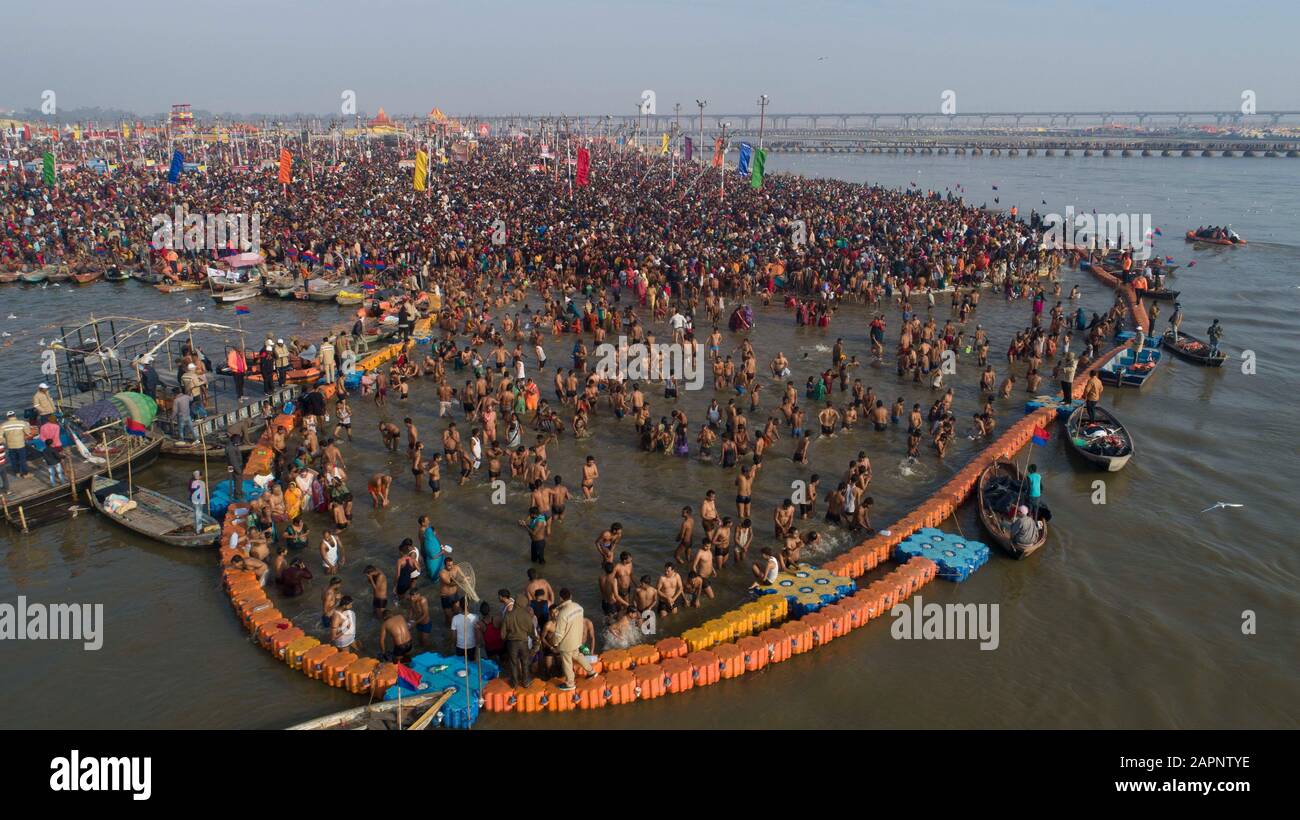 Allahabad, India. 24th Jan, 2020. Allahabad: An aerial view of Sangam ...