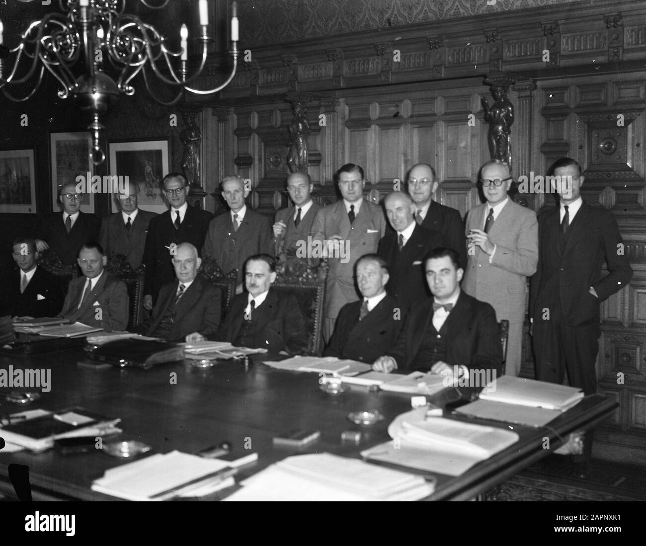 New cabinet hi-res stock photography and images - Alamy