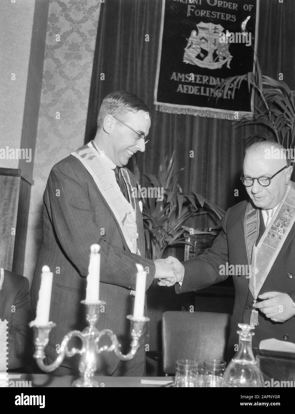 Installation as honorary member of Mayor Van Hall at the Association ...