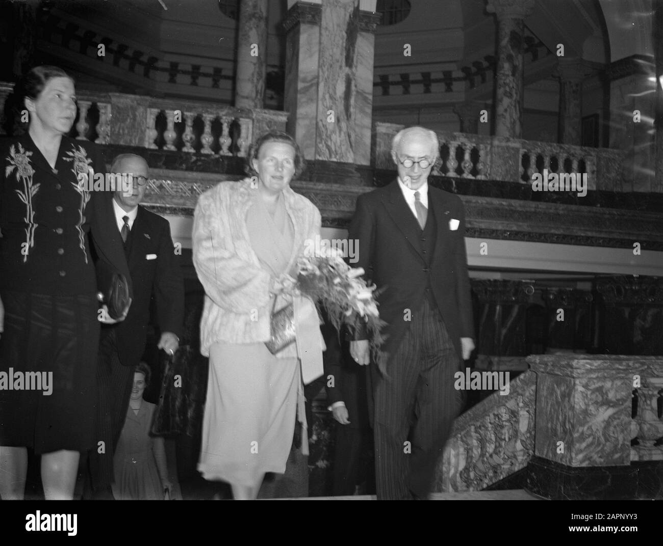 Princess Juliana in Indian Institution UNAC Date: May 26, 1948 Keywords ...