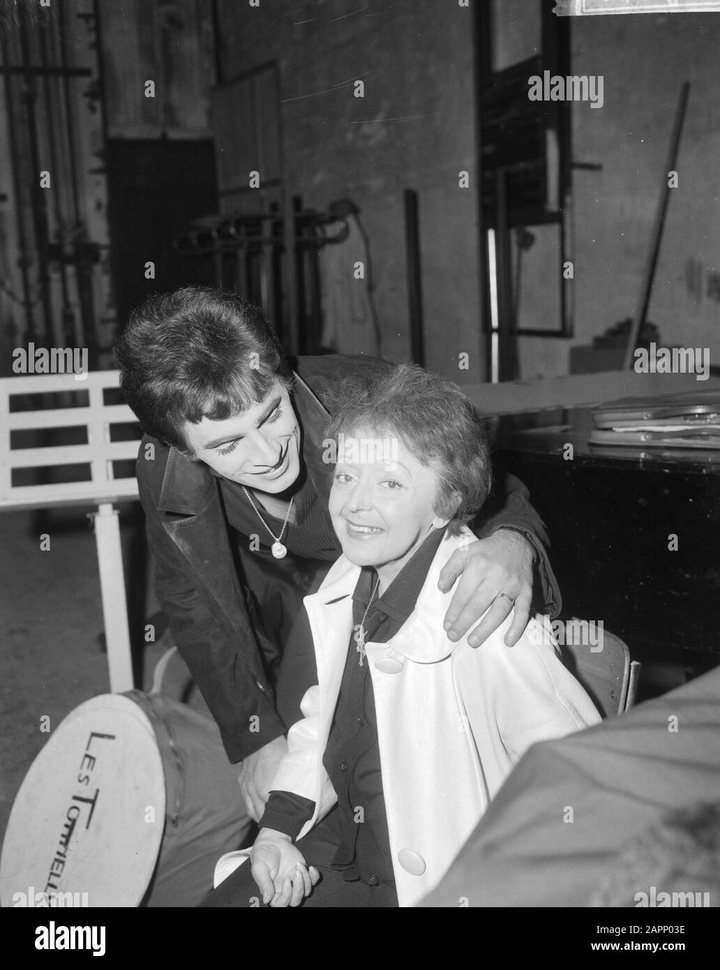 Edith Piaf and Theo Sarapo Date: December 13, 1962 Location: Rotterdam ... Edith Piaf and Theo Sarapo Date: December 13, 1962 Location: Rotterdam ...