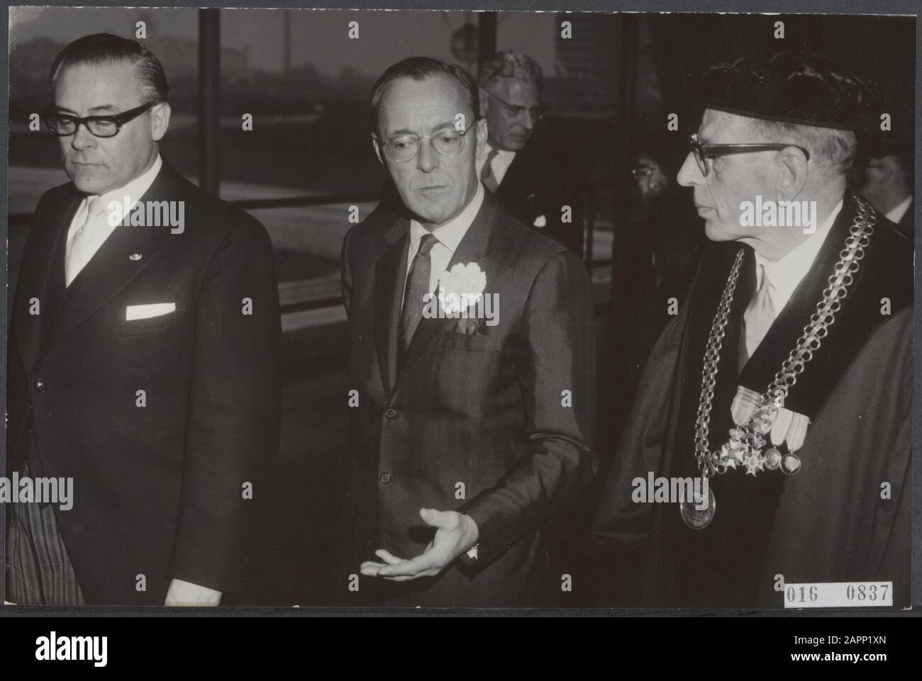 royal house, princes, openings, universities, professors, Auditorium ...