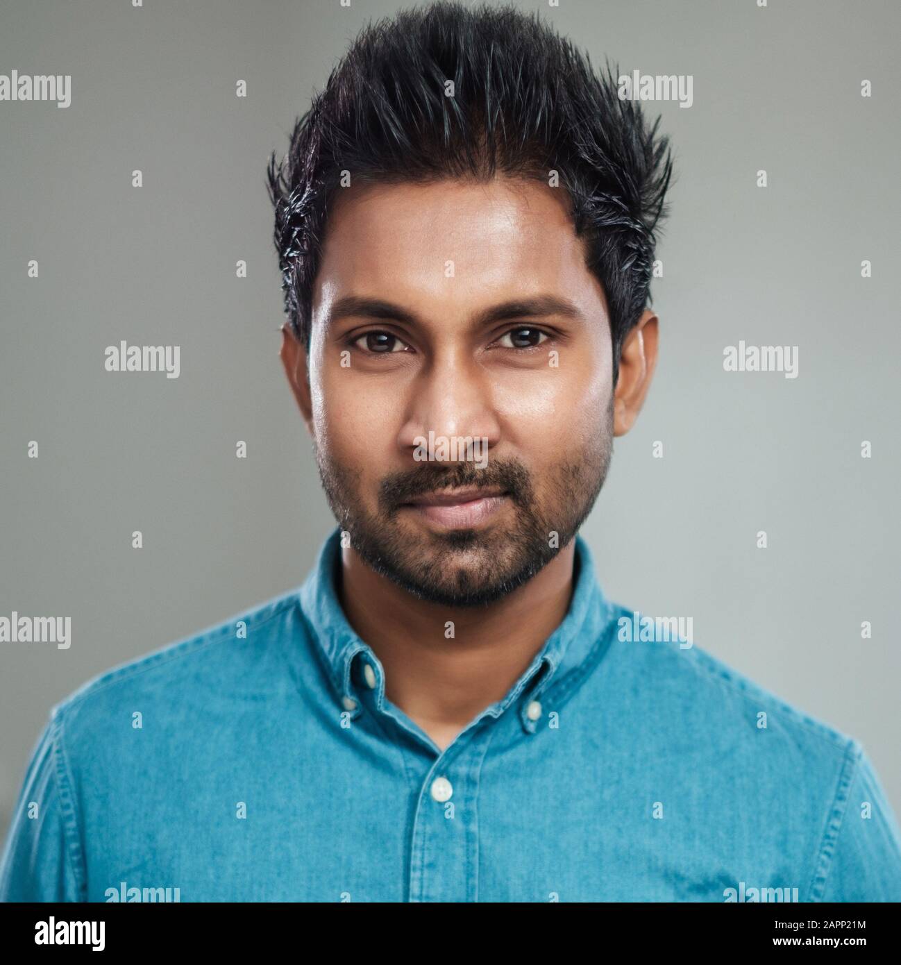 Portrait of an Indian man Stock Photo - Alamy