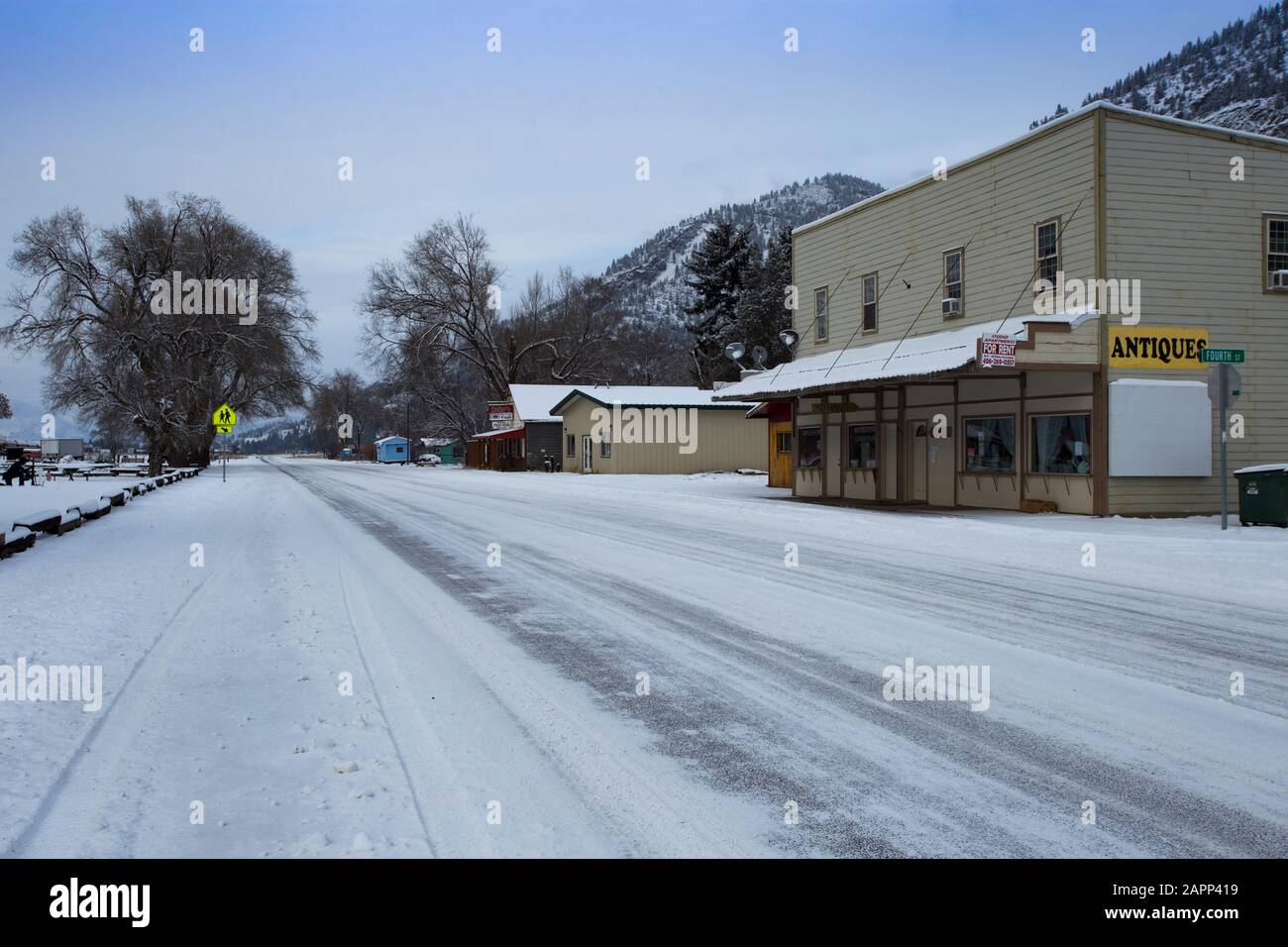 Highway 200, in Paradise, Montana, on a cold winter day Stock Photo - Alamy