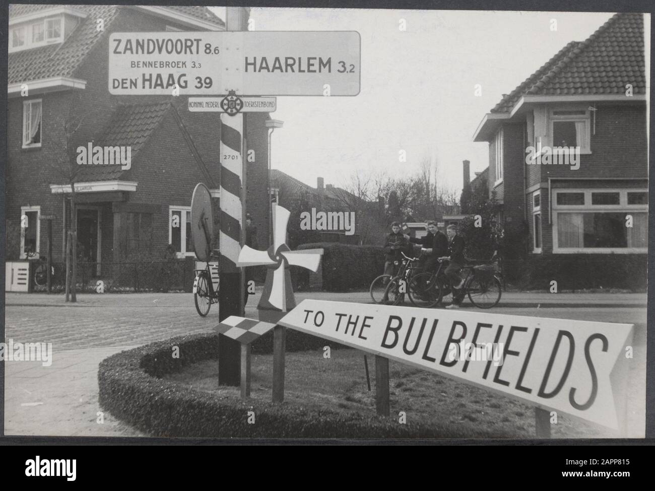 Road signs Bulb Region [with banner to the bulbfields] Date: March 18 ...