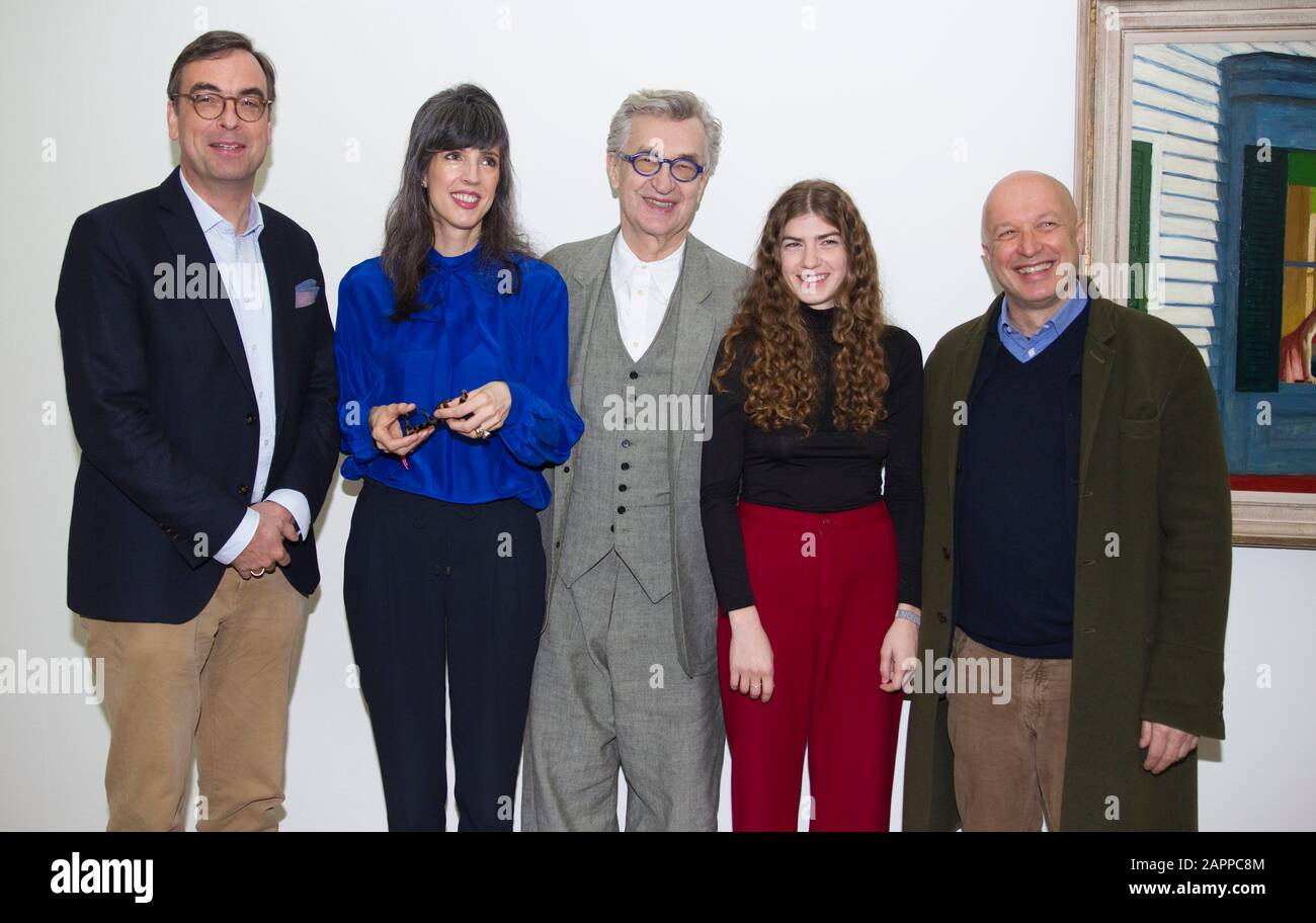 Anna duque hi-res stock photography and images - Alamy