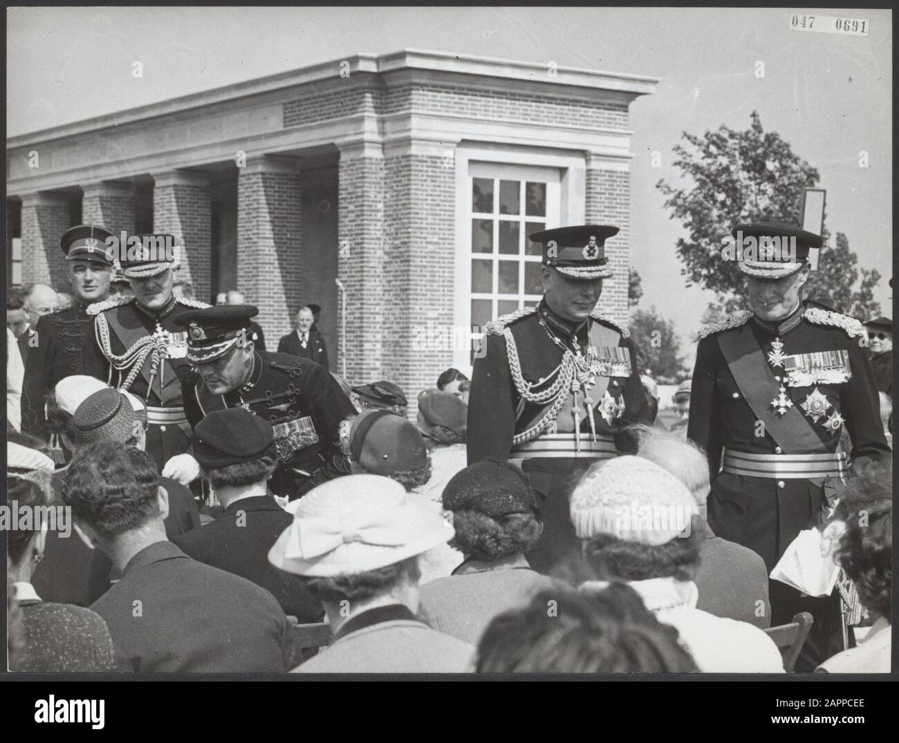 1103 commonwealth soldiers hi-res stock photography and images - Alamy