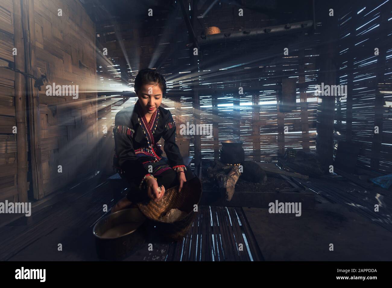 Vietnam house cooking hi-res stock photography and images - Alamy