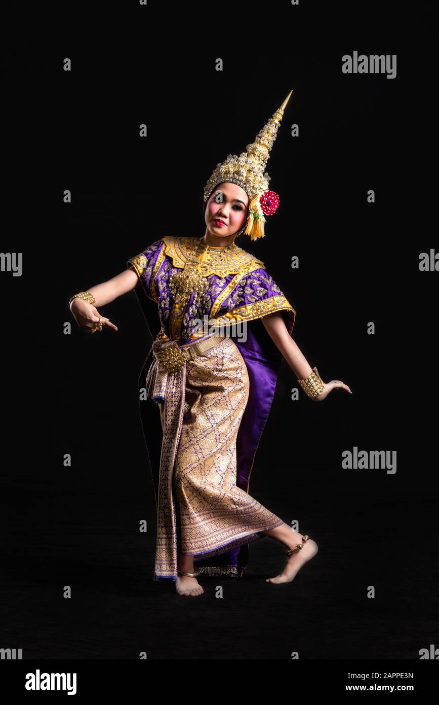 Khon show Asian woman in traditional costume of Thailand Stock Photo ...