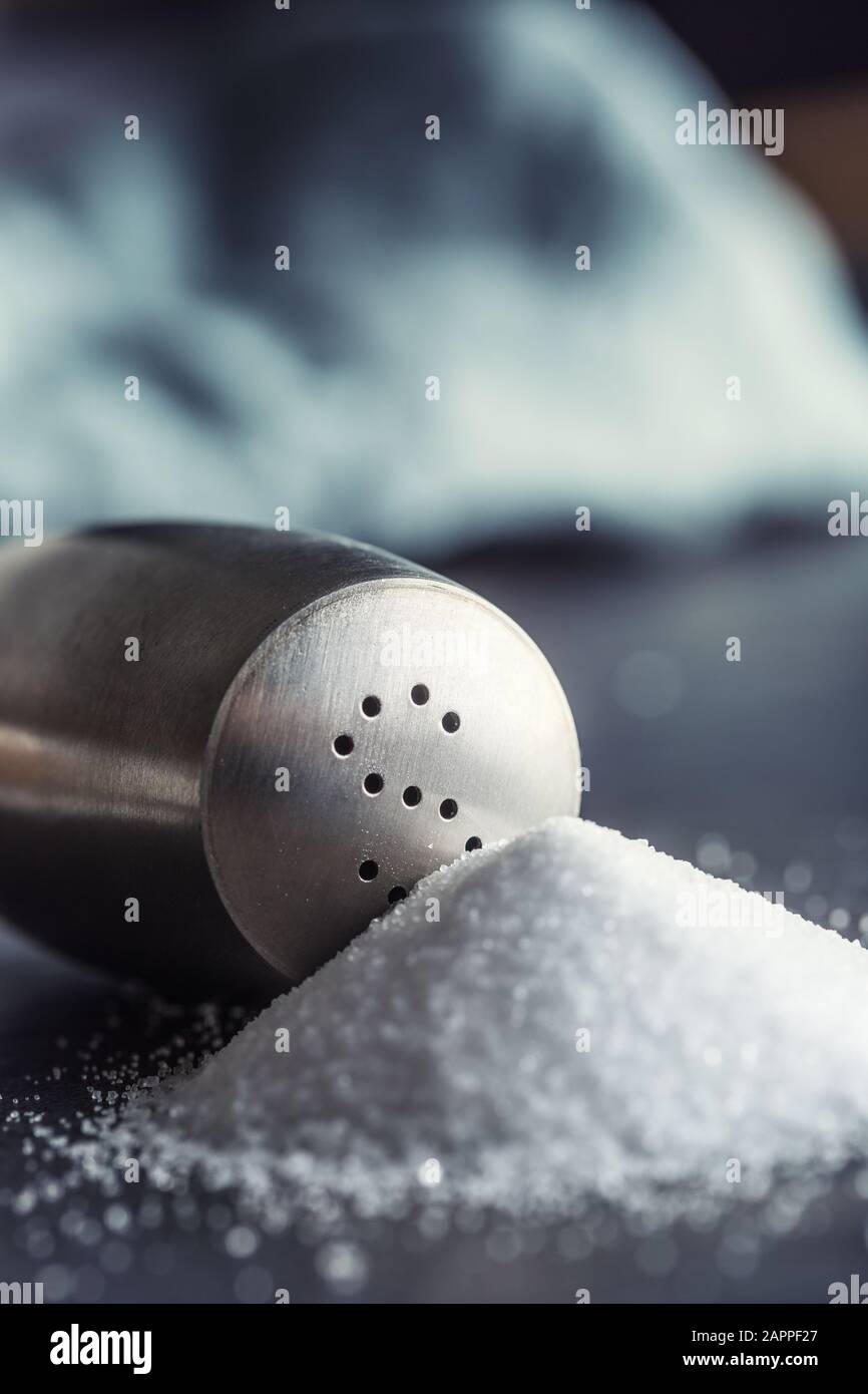 Salt shaker hi-res stock photography and images - Alamy