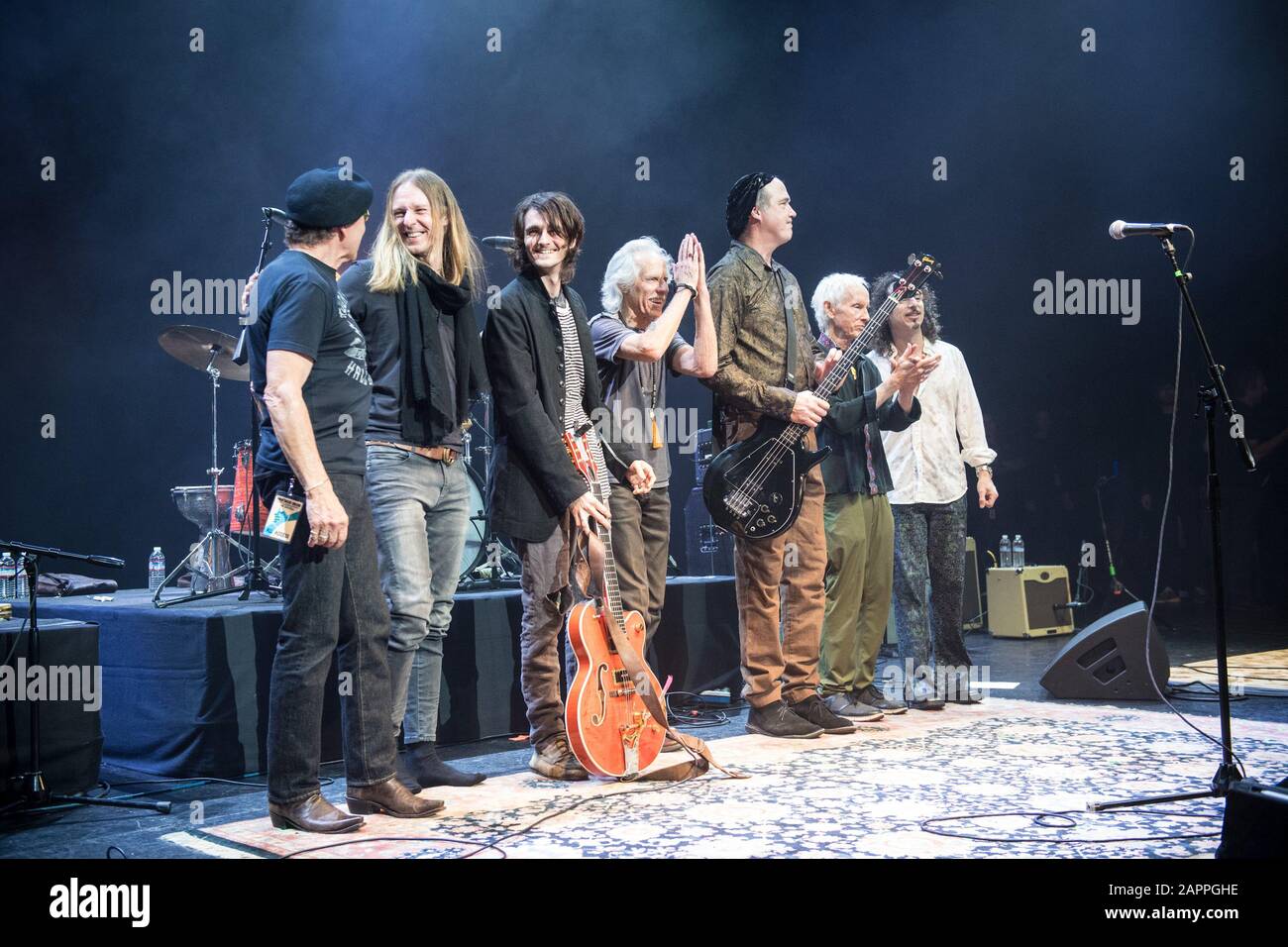Krist novoselic image hi-res stock photography and images - Alamy
