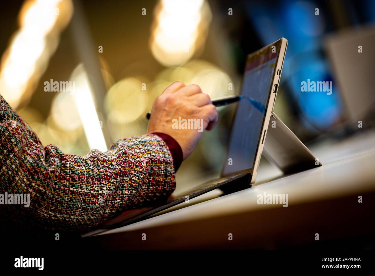 Office staff hi-res stock photography and images - Alamy