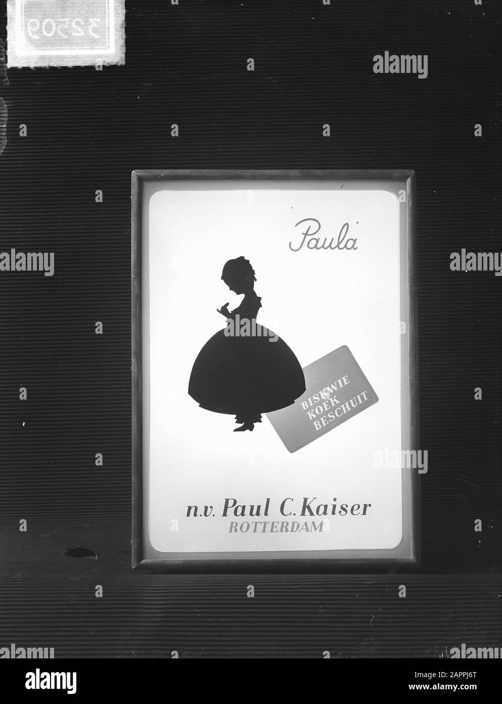 Light boxes. Paula, Biscuit, biscuit, biscuit, N.V. Paul C. Kaiser ...