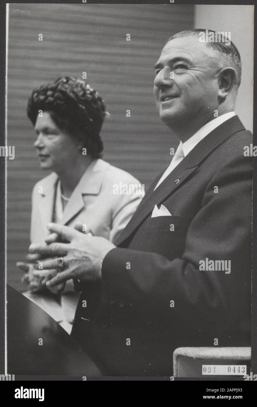 Schiphol departing hi-res stock photography and images - Alamy