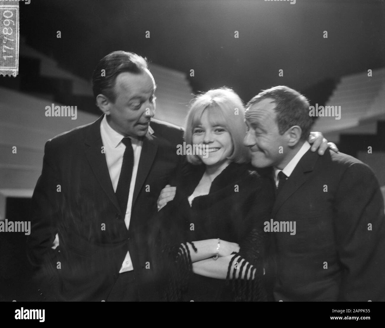 France Gall in show by Rijk de Gooyer and Johnny Kraaijkamp Date: May ...