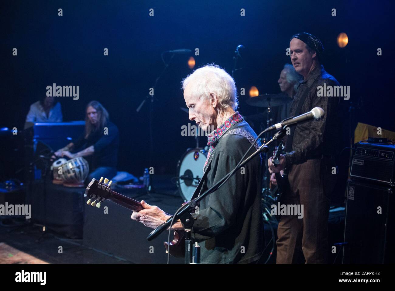 Krist novoselic image hi-res stock photography and images - Alamy