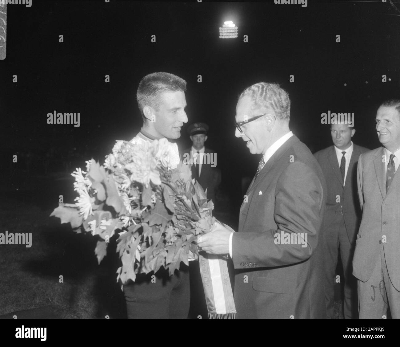 Tiemen groen receives congratulations hi-res stock photography and ...