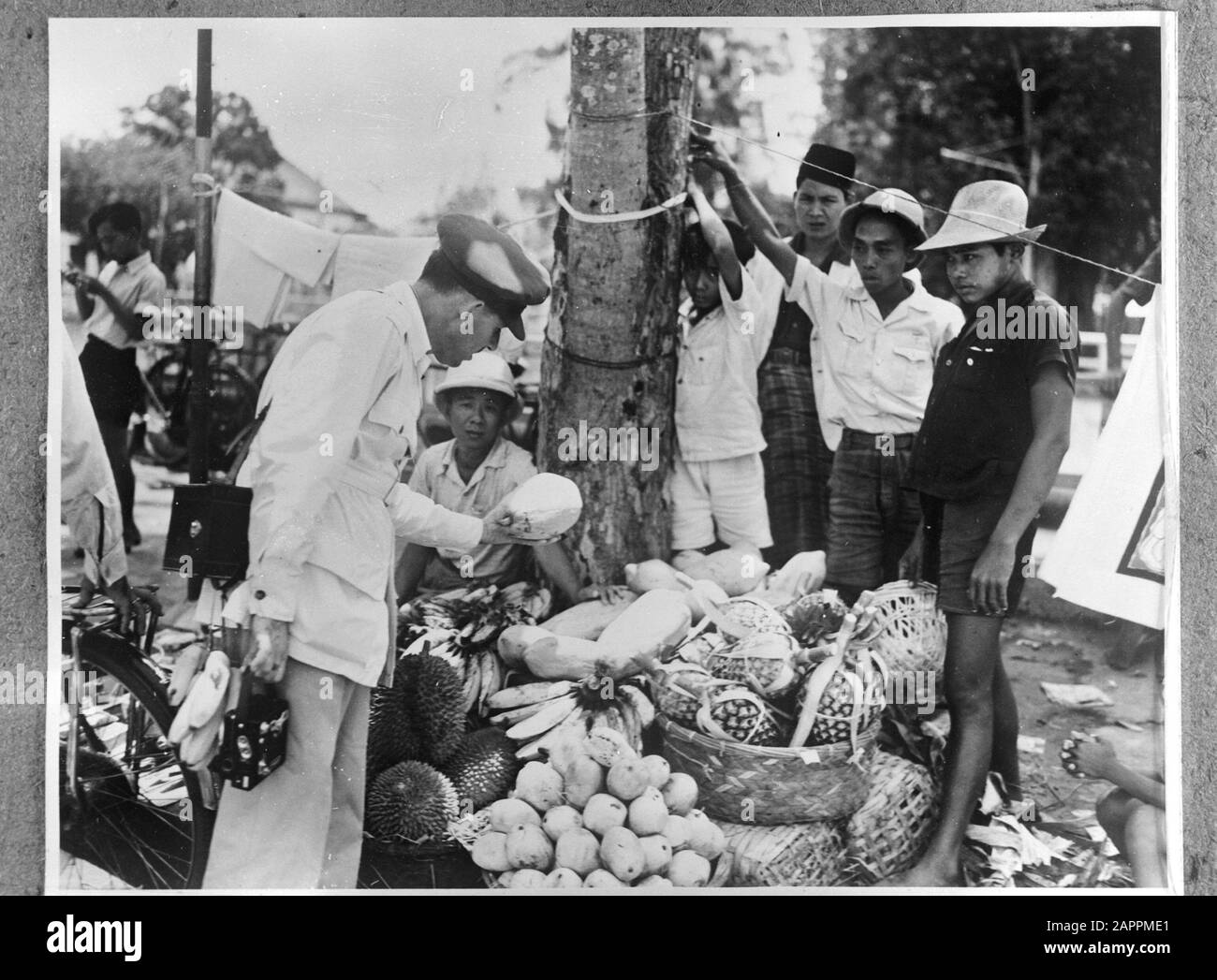 World war ii report hi-res stock photography and images - Alamy