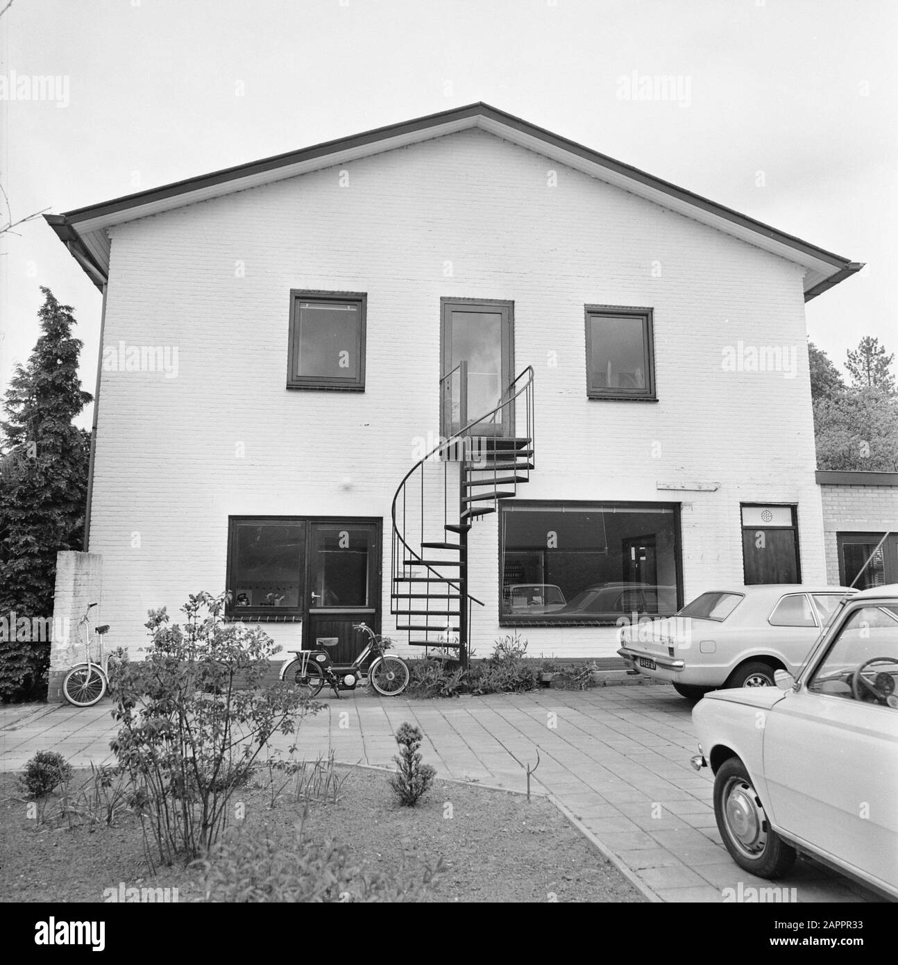 File housing urban development hi-res stock photography and images - Alamy