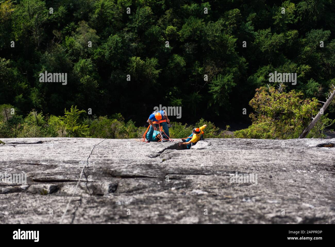 Portaledge hi-res stock photography and images - Alamy