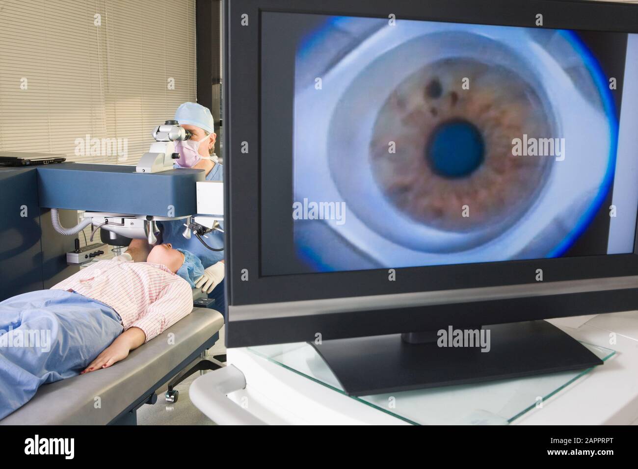 Eye screening of a patient Stock Photo - Alamy