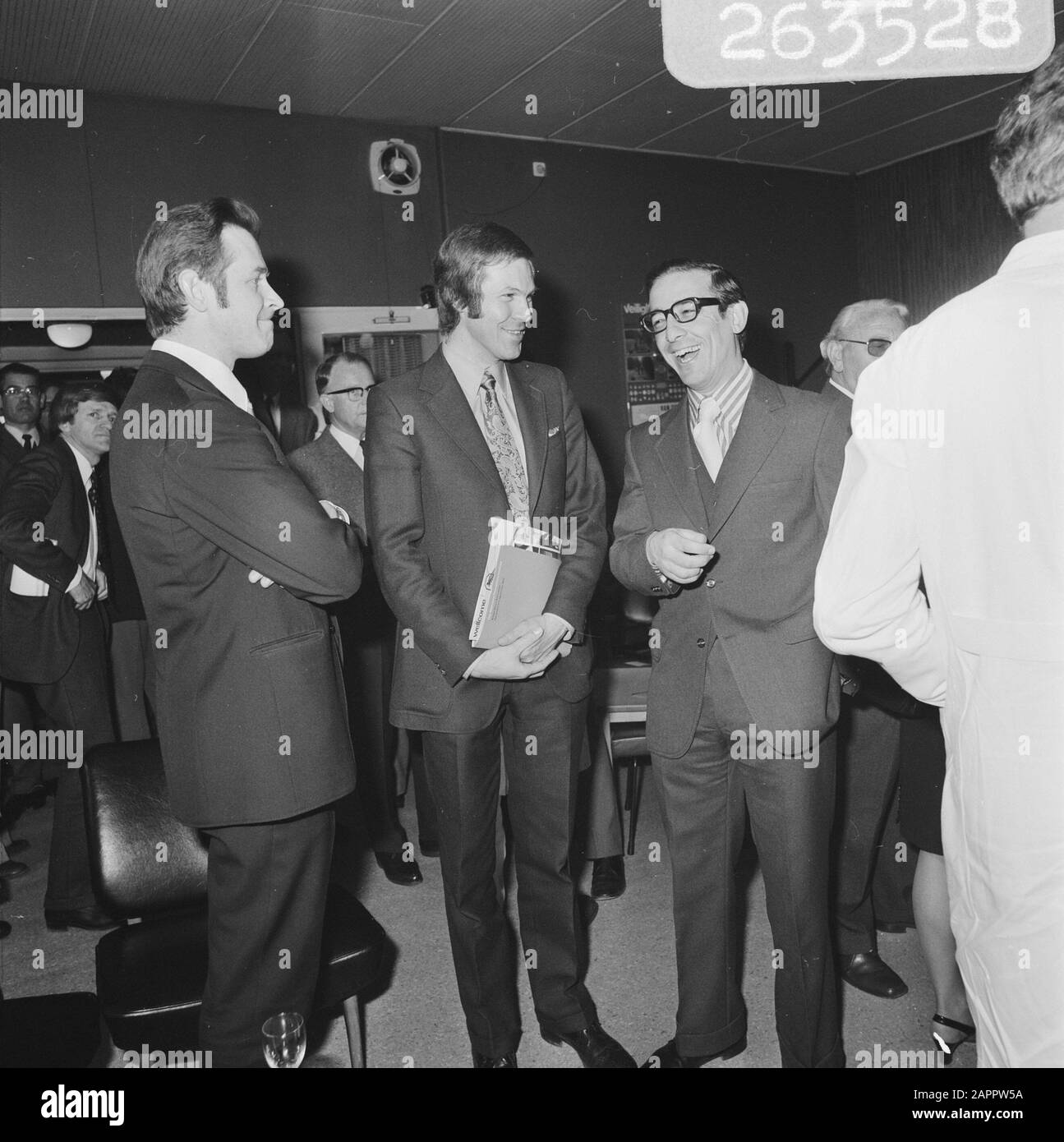 Transfer operating room Black and White Stock Photos & Images - Alamy