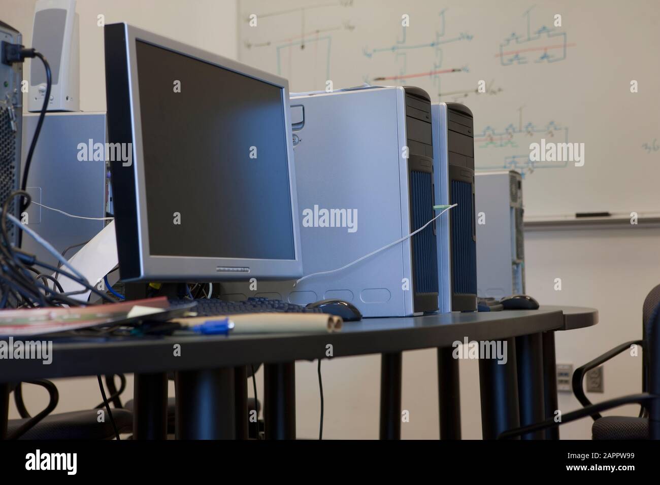 Operating systems image hi-res stock photography and images - Alamy