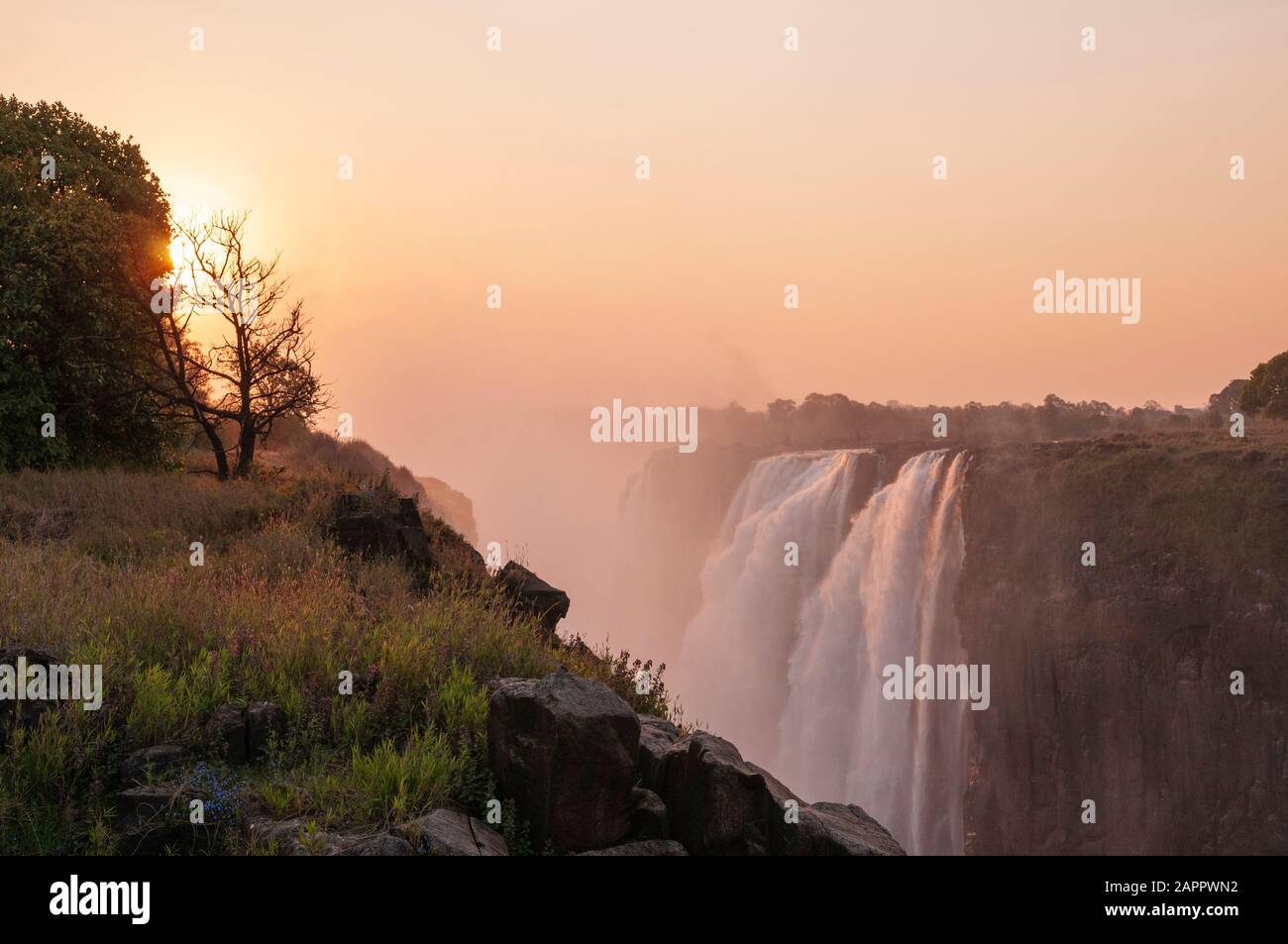 Scenic view of Victoria Falls, Zambezi River, Zimbabwe Stock Photo - Alamy