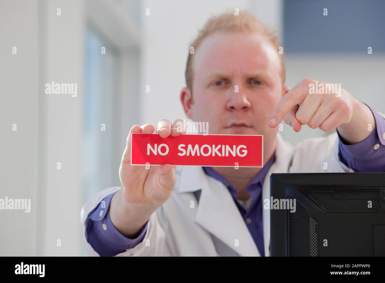 Doctor no face hi-res stock photography and images - Alamy