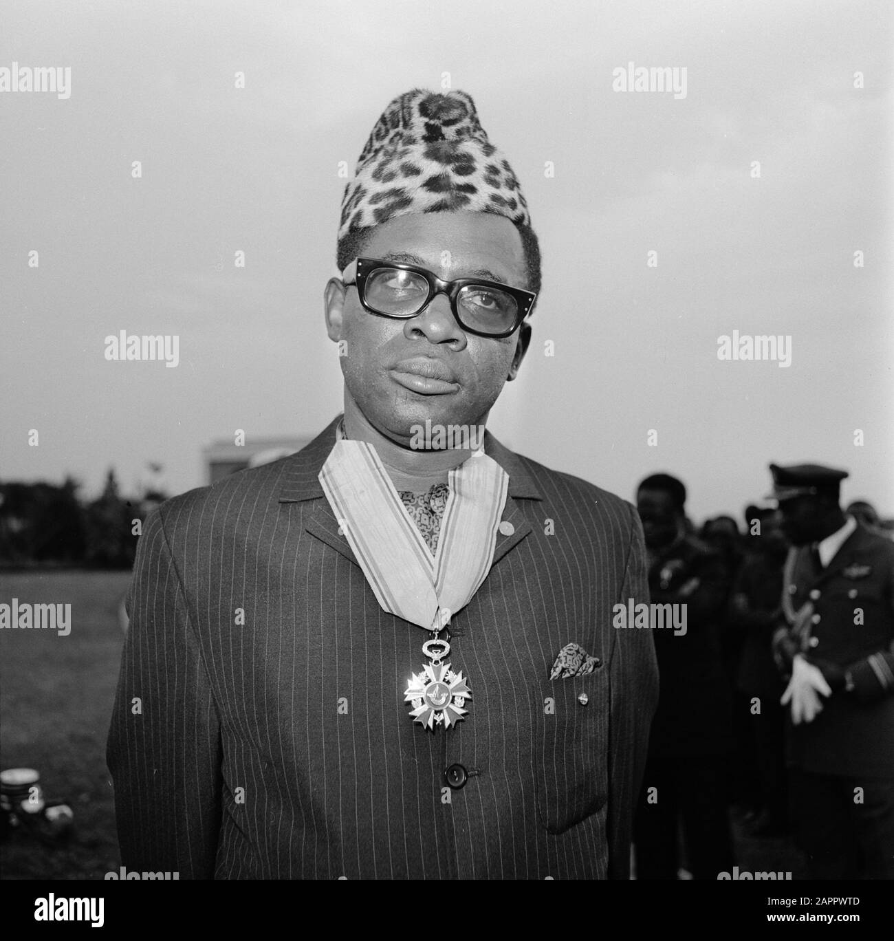 Prince Bernhard in Zaire (formerly Belgian Congo), Bernhard and Mobutu ...