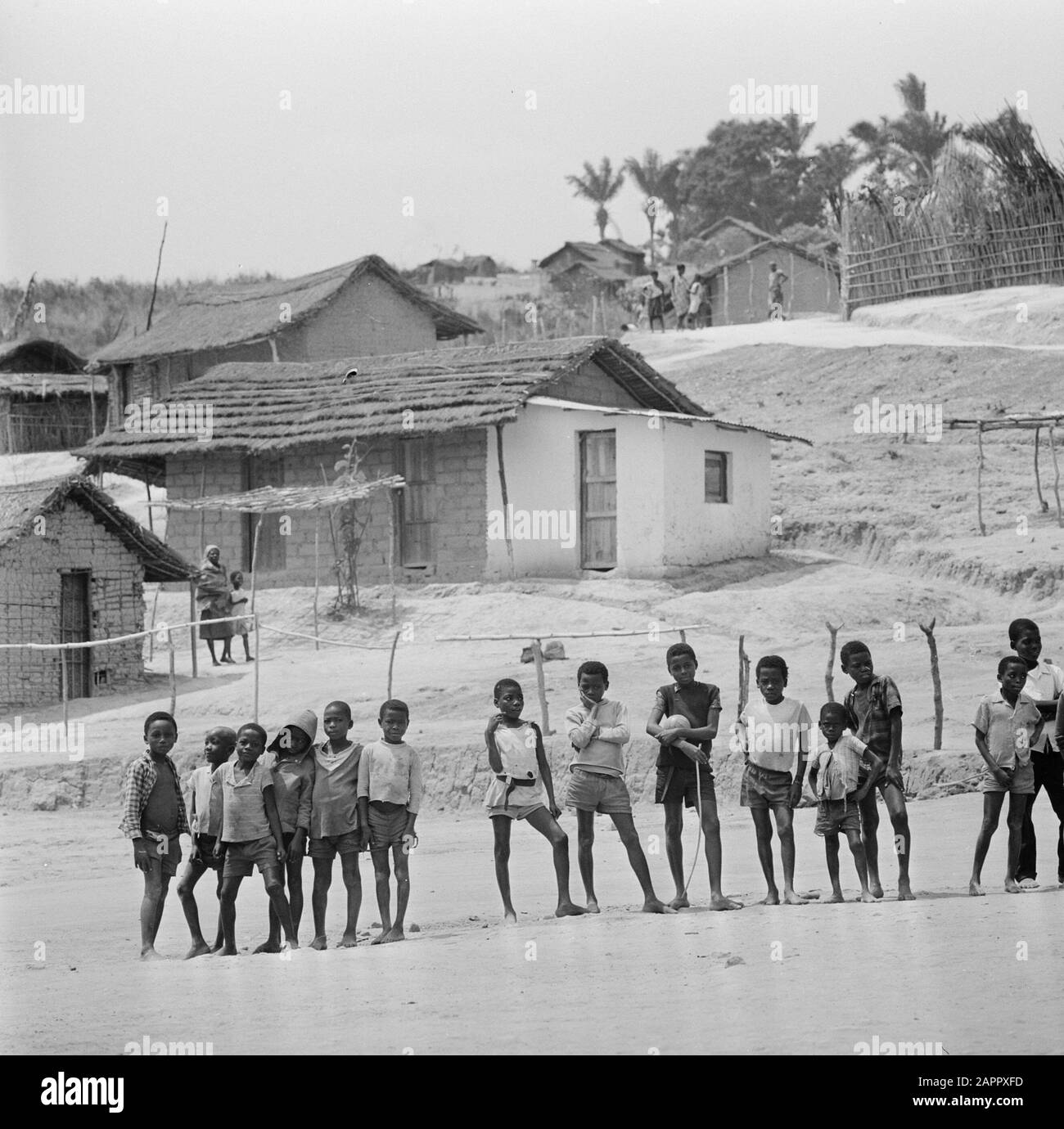 Refugee camp child congo Black and White Stock Photos & Images - Alamy
