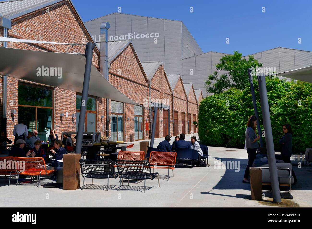 Restaurant, bistrot, Pirelli Hangar Bicocca Foundation, dynamic center ...