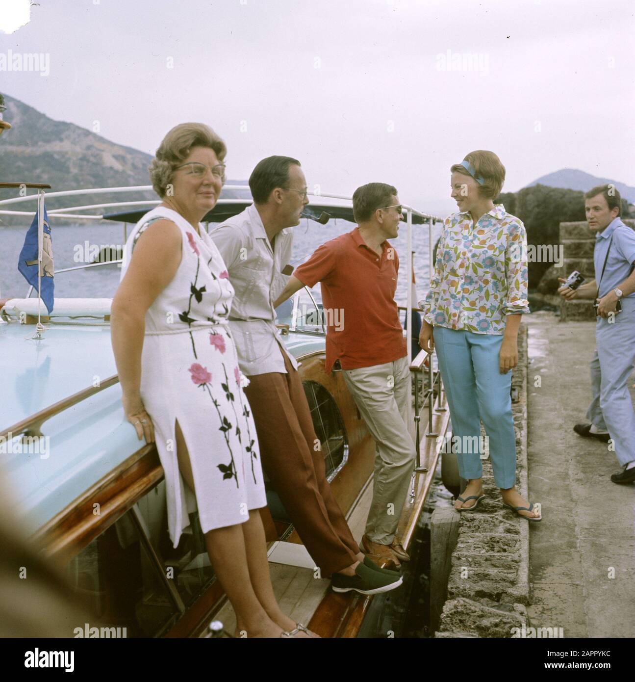 The royal family is on holiday in Porto Ercole, Italy Princess Beatrix ...
