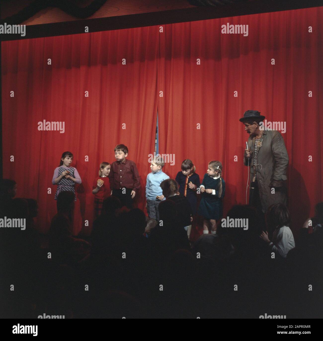 Tom manders hi-res stock photography and images - Alamy