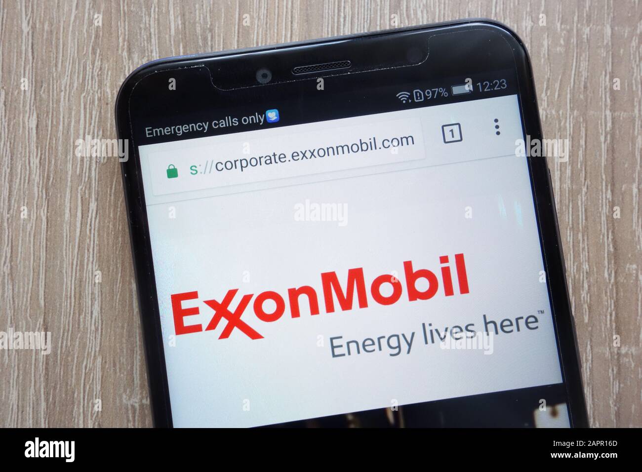 Exxon logo hi-res stock photography and images - Alamy