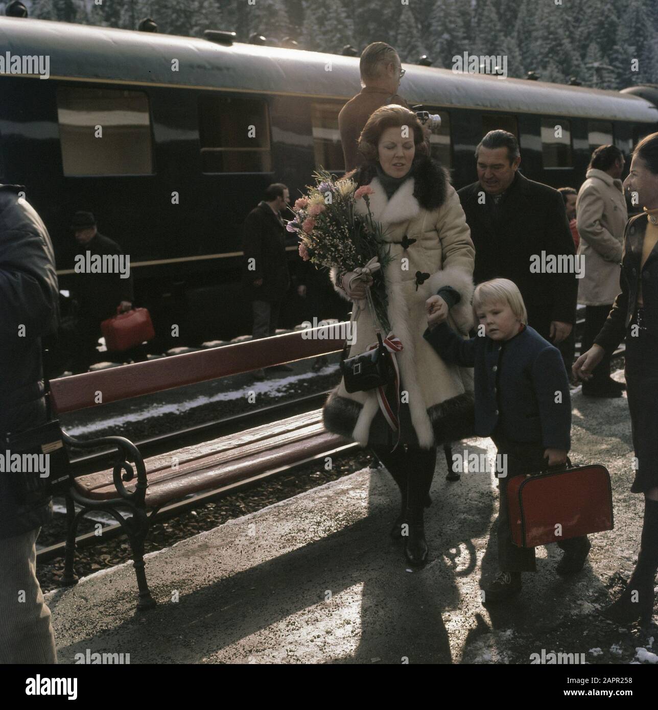 Royal House Princess Beatrix with Prince Willem-Alexander, probably in ...