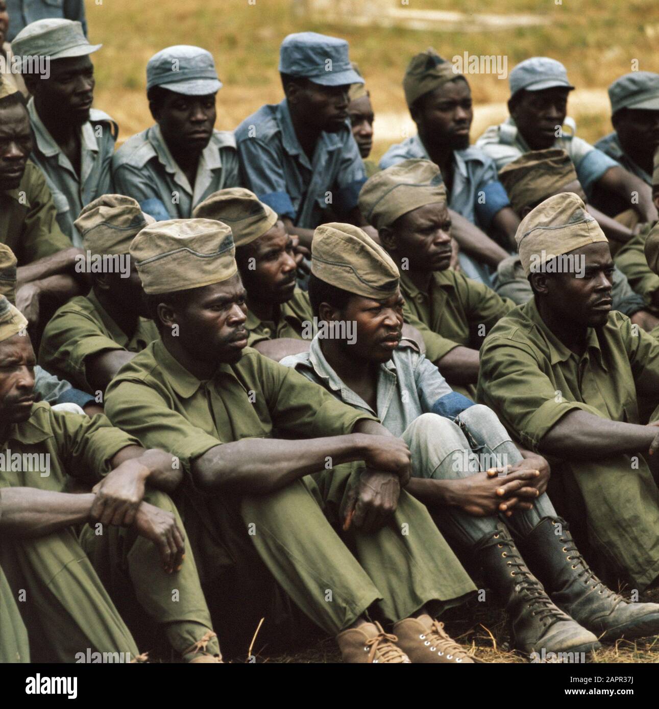 Fnla angola hi-res stock photography and images - Alamy