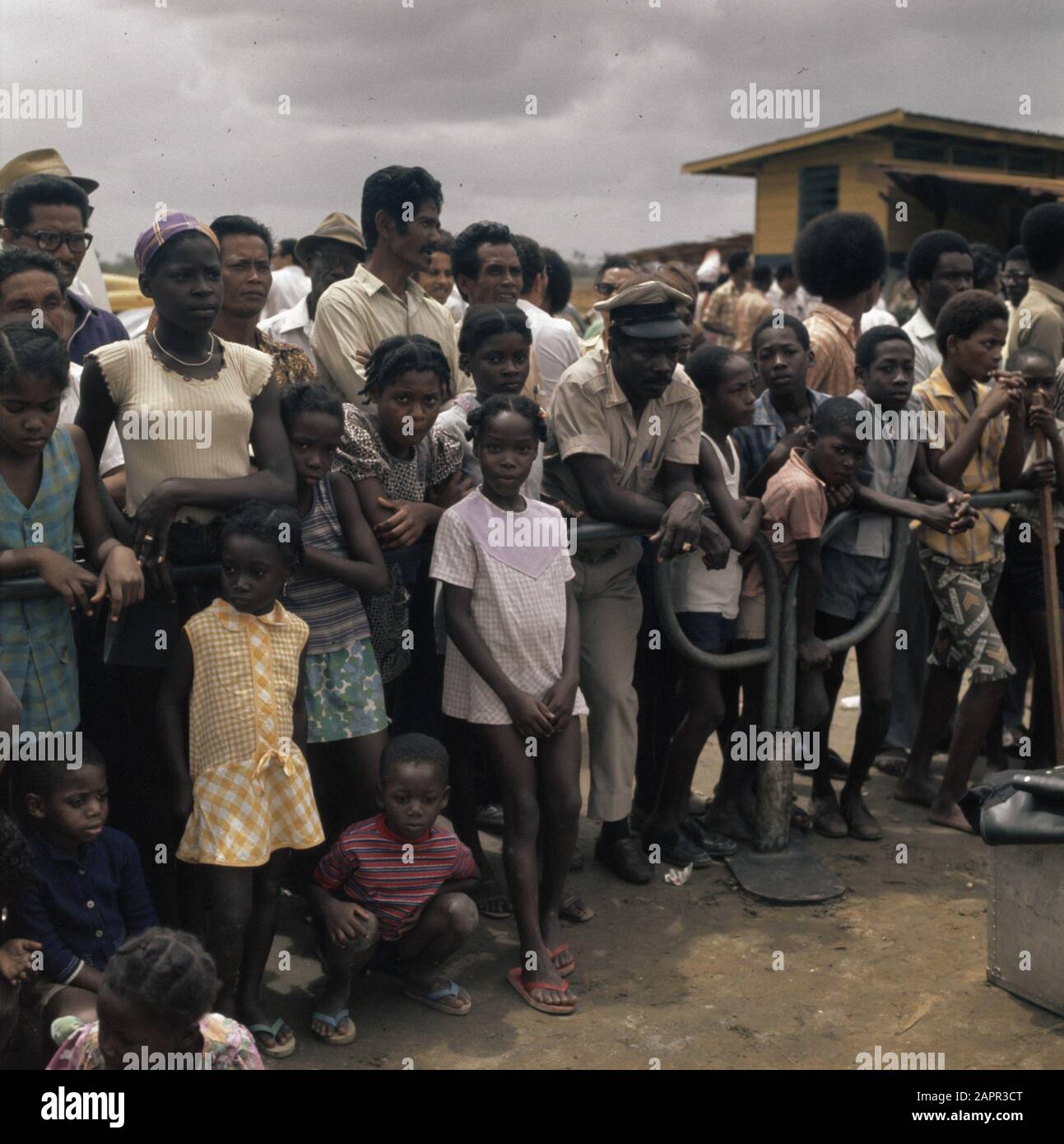 Suriname (street images, industry, politics, people etc. population ...