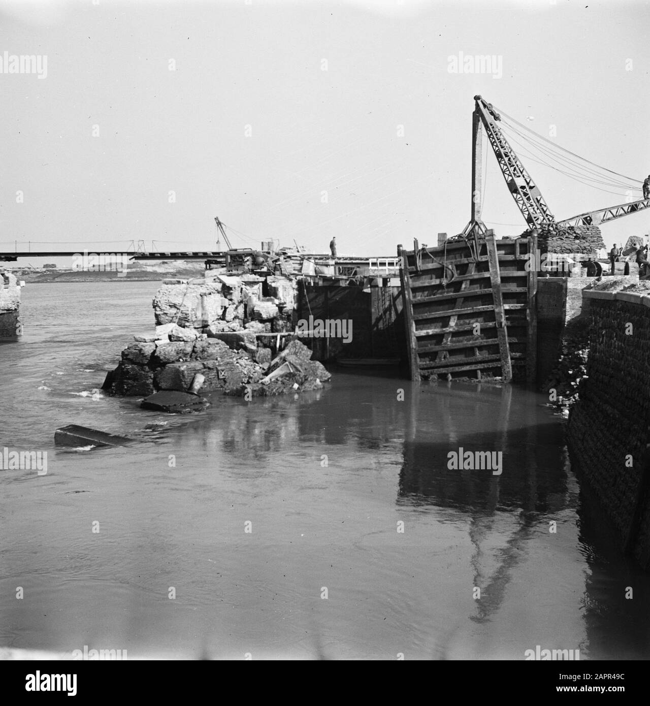 Recovery: Ports Reconstruction Flushing. Repair work on a port ...