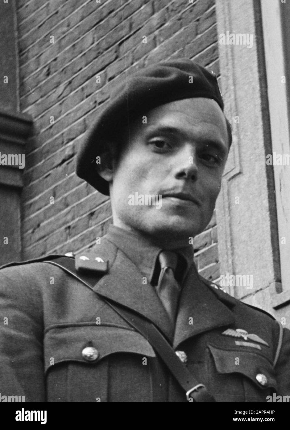 Visit of Queen Wilhelmina and Princess Juliana to Breda in 1945. Peter ...
