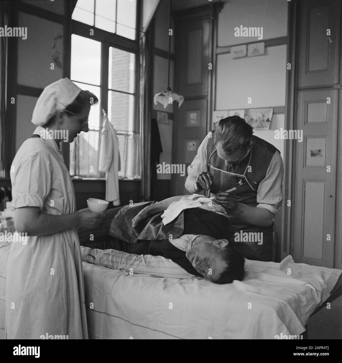 Red Cross: Post Ten Boer (Groningen) In Ten Boer, Prof. Eerland of the ...