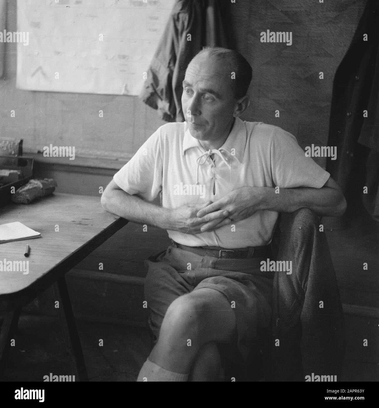 Tobacco smuggling at the Dutch-Belgian border (Black Trade) World War ...