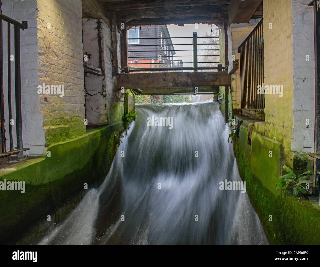 Miling wall hi-res stock photography and images - Alamy