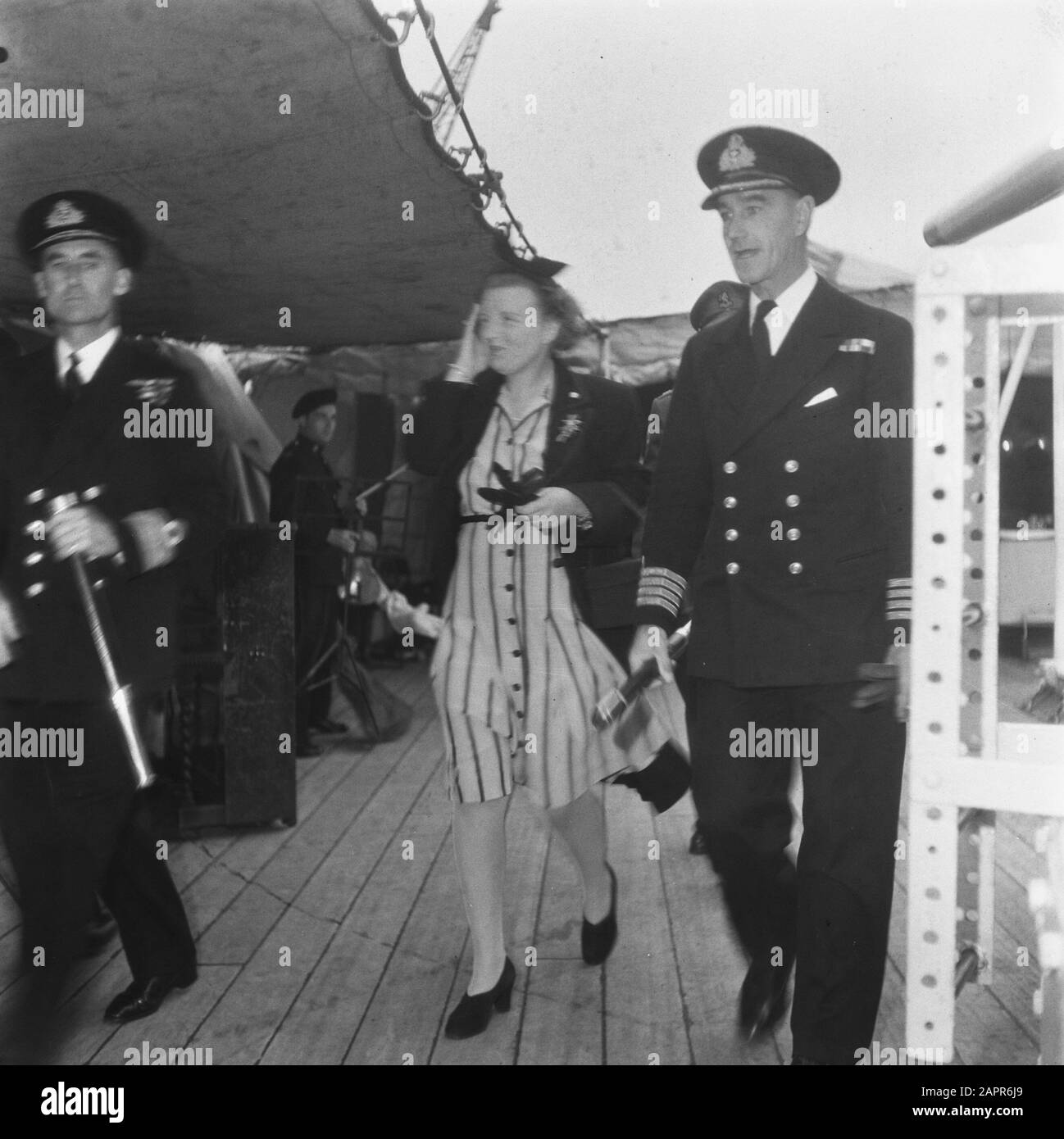 Vlootweek to Rotterdam Princess Juliana aboard the light cruiser HMS ...