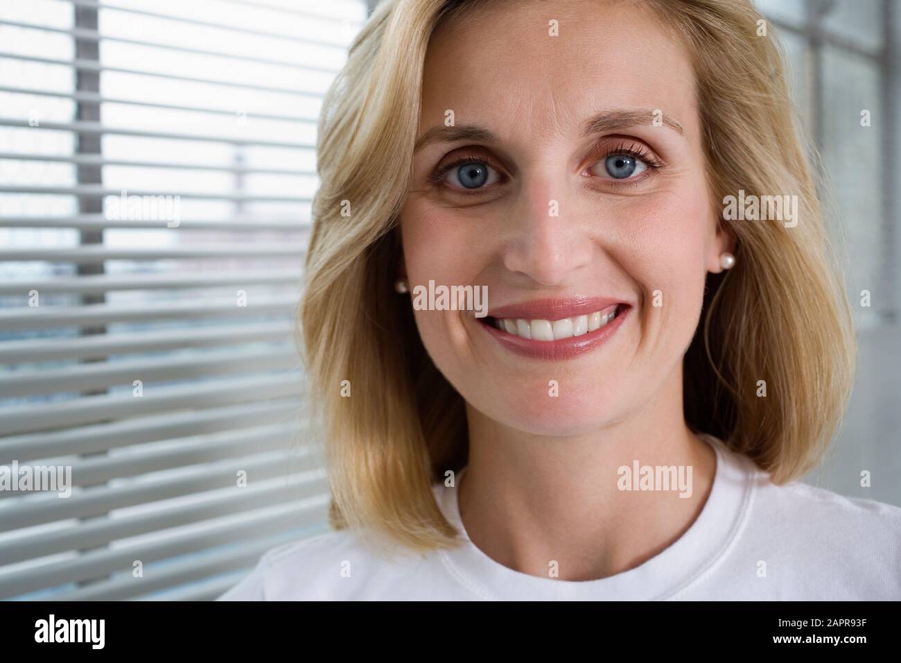 Nurse happy portrait woman hi-res stock photography and images - Alamy