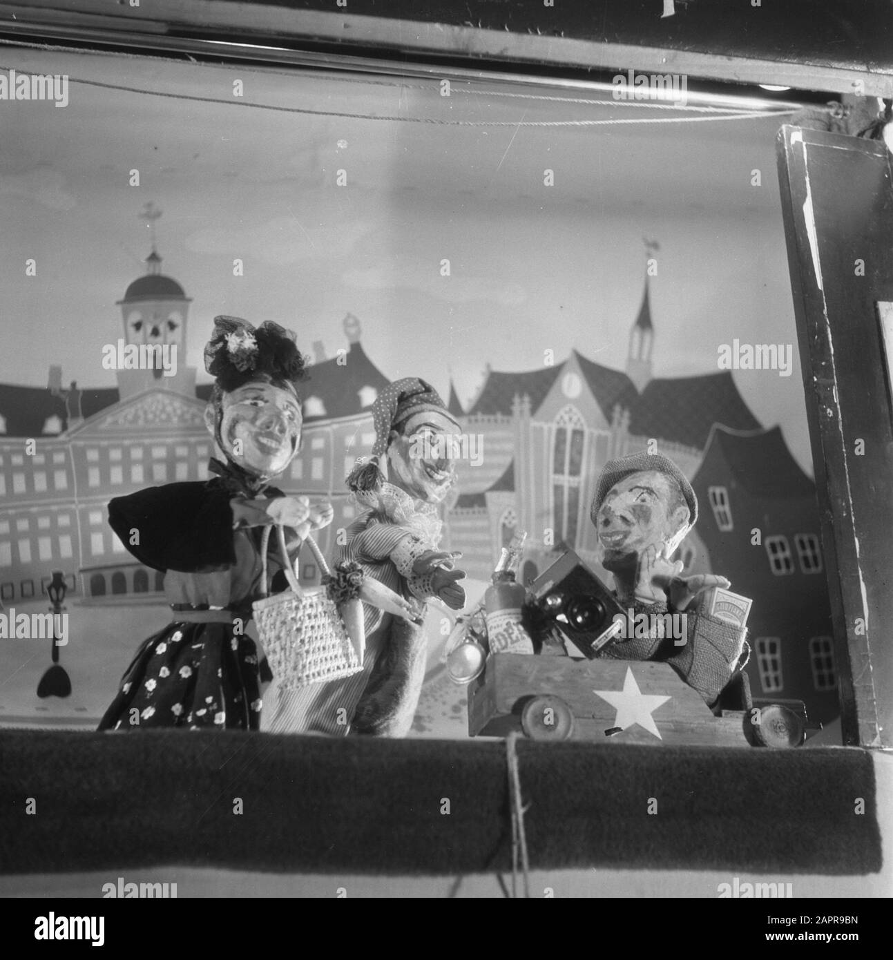 Puppet Theater Puppet Theater Date: 28 January 1946 Keywords: puppet ...