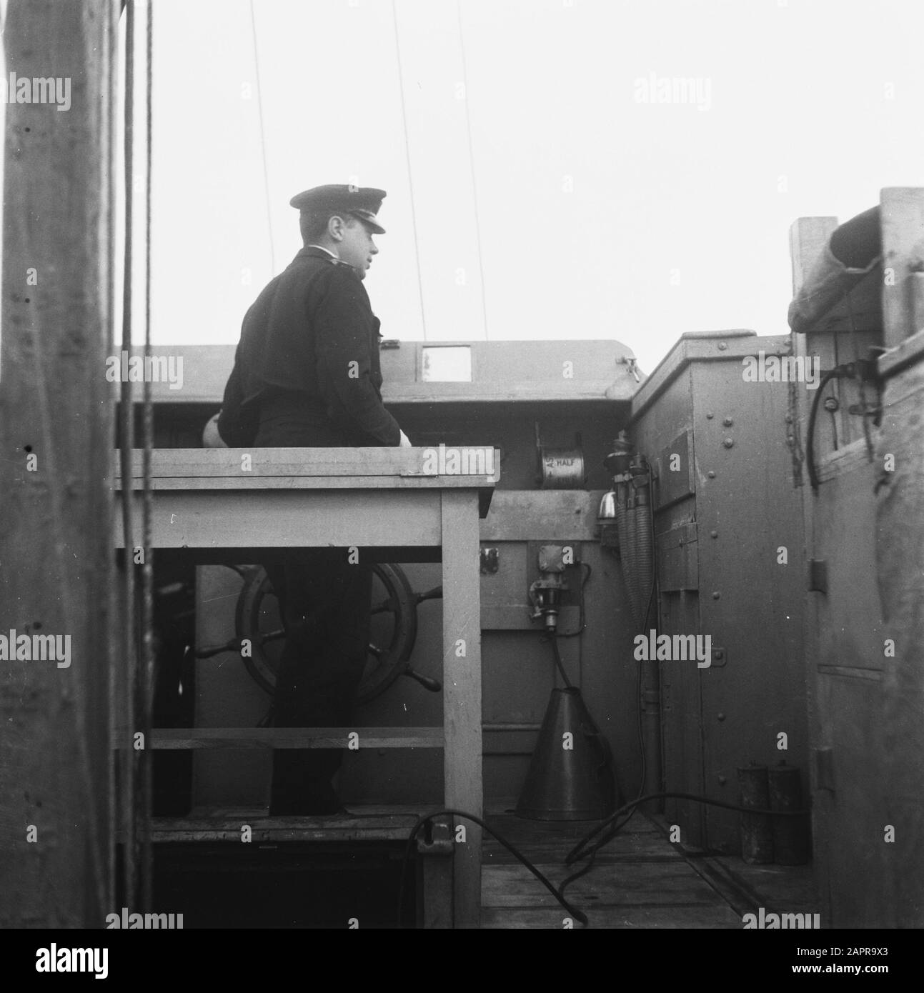 Wheelhouse ship ships hi-res stock photography and images - Alamy